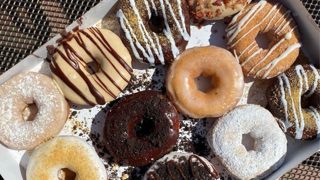 Dessert Truck: Duck Donuts - Old Farm Winery at Hartland